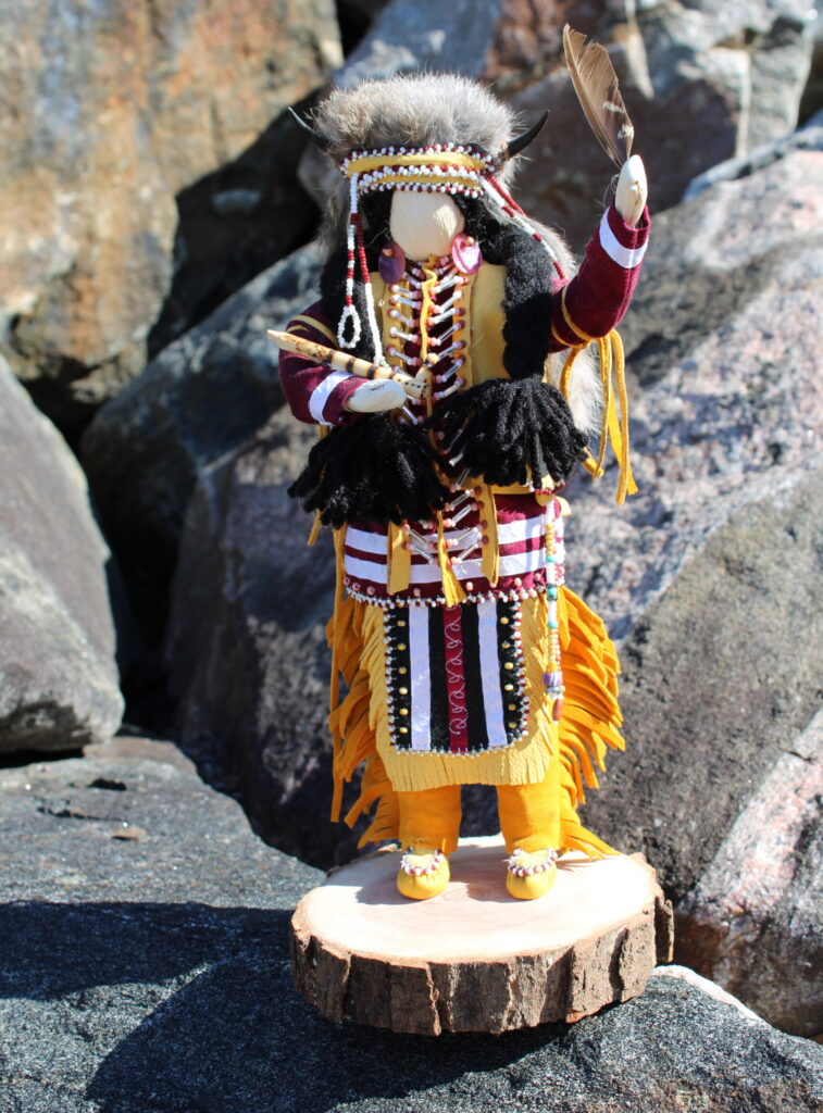 Doll - Mohawk Chief with Pipe 02 - Wolf Den